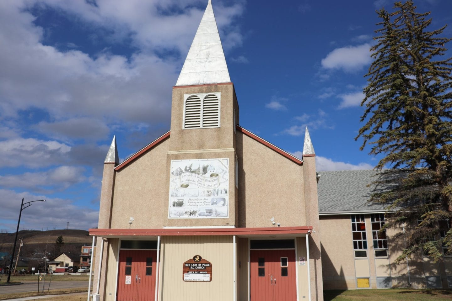 Water to the fire - Catholic Archdiocese of Grouard-McLennan