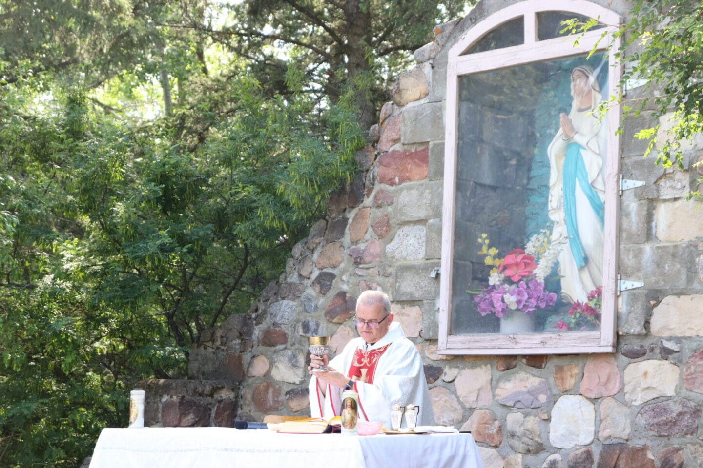 Honouring our roots - Catholic Archdiocese of Grouard-McLennan